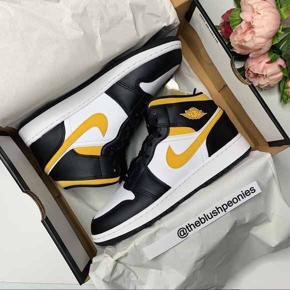 Jordan | Shoes | Air Jordan Mid Pollen | Poshmark